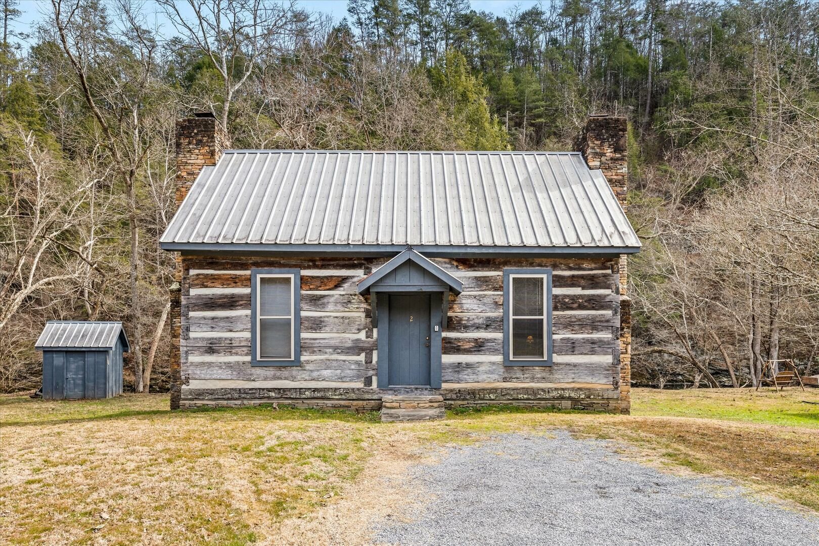 River Reflections - Cabins - Sleeps 1-6 - Colonial Properties