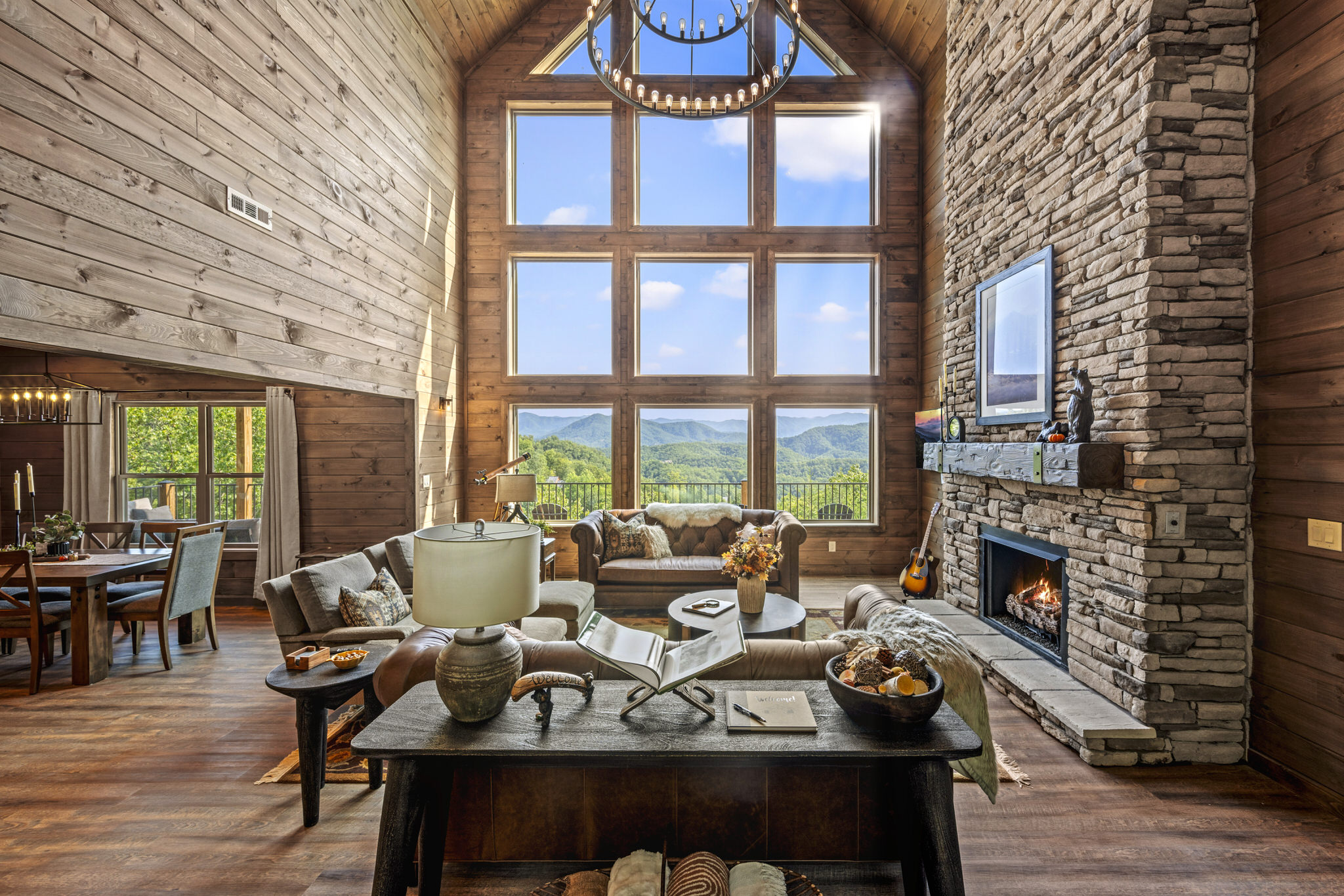 Endless Blue Skies - Cabins - Sleeps 7-12 - Summit Cabin Rentals