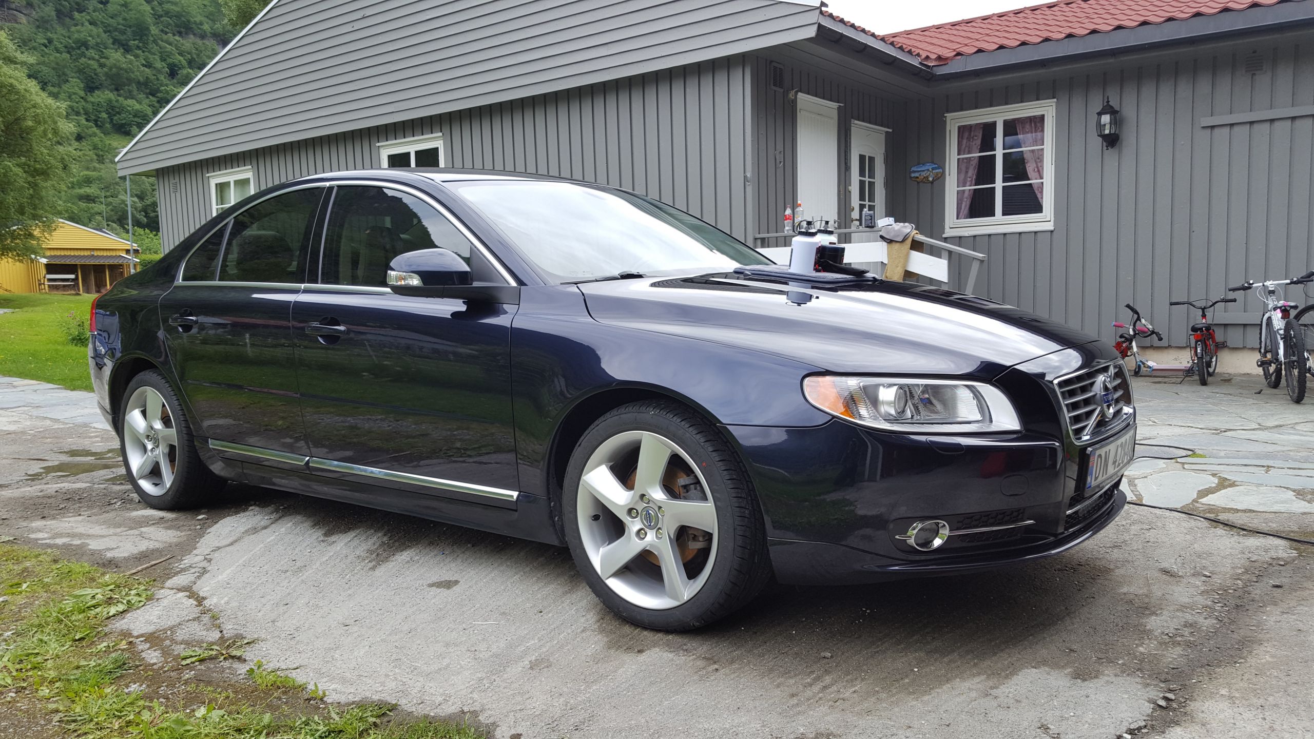 2010 Volvo S80 DRIVe Summum Sedan Diesel - Brooms bilguide