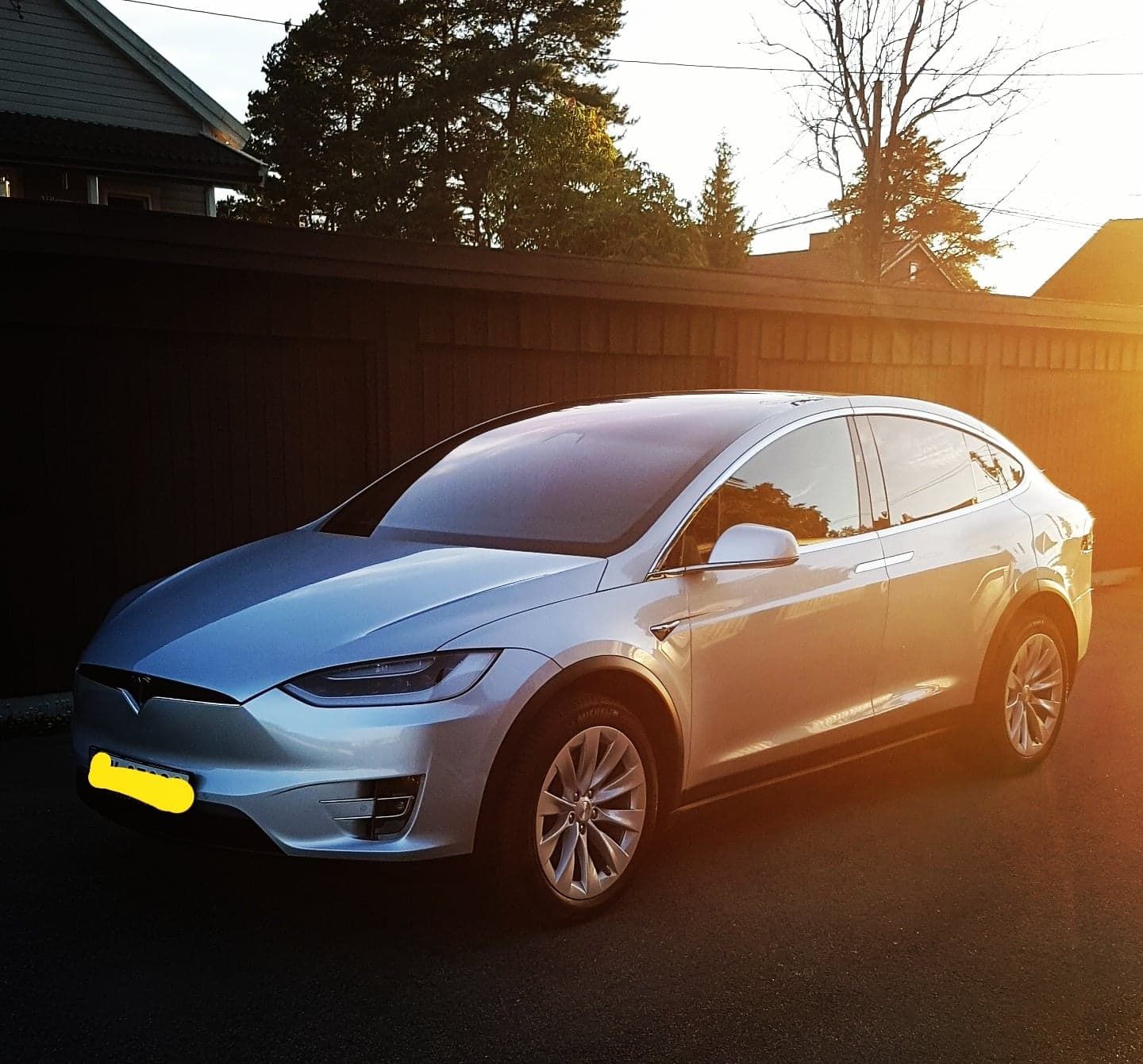 2018 Tesla Model X 75D 4WD 5-s SUV Batteri - Brooms bilguide