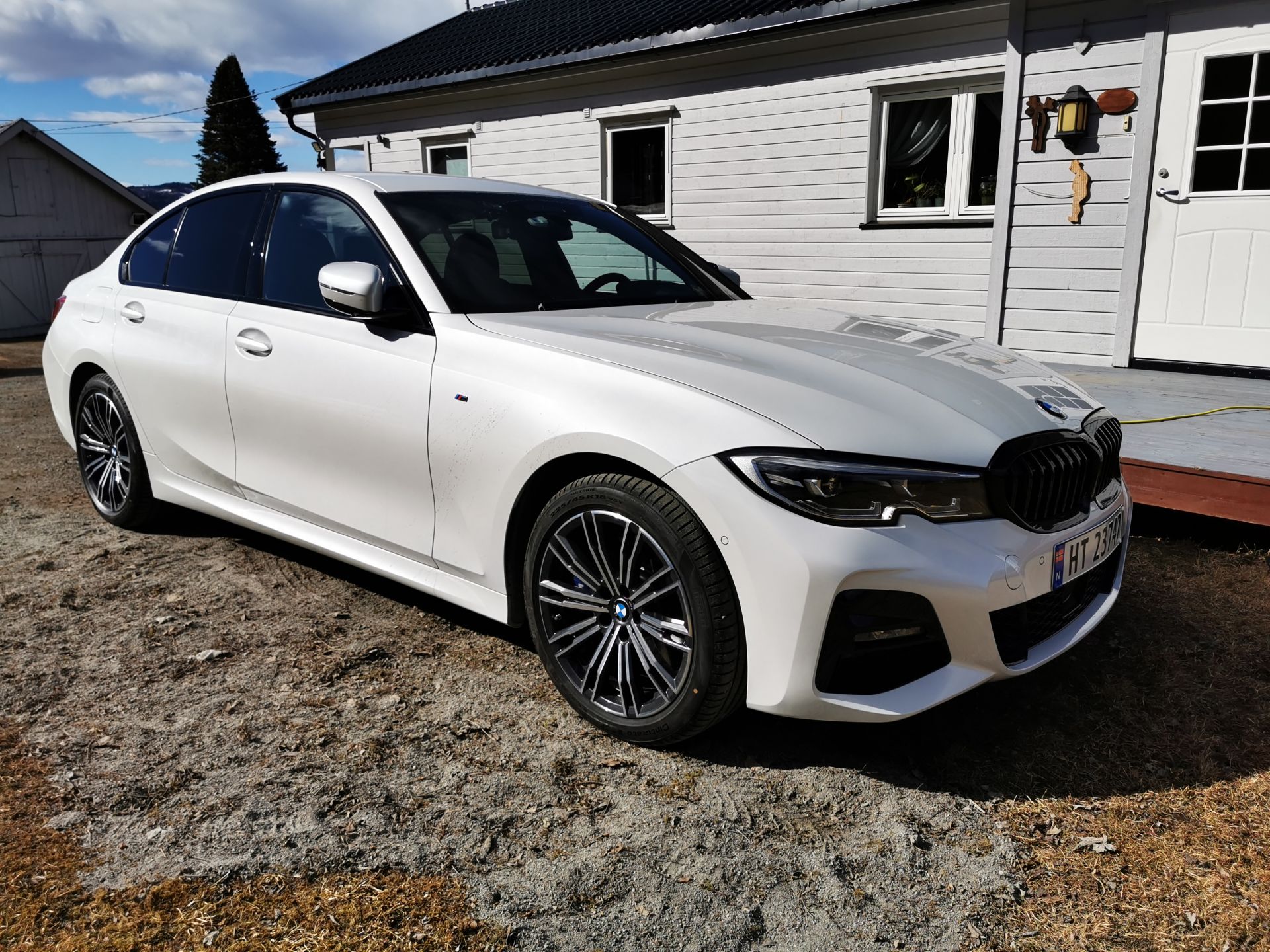 2020 BMW 3-Serie 330e eDrive M Sport aut Sedan Bensin/Batteri - Brooms ...