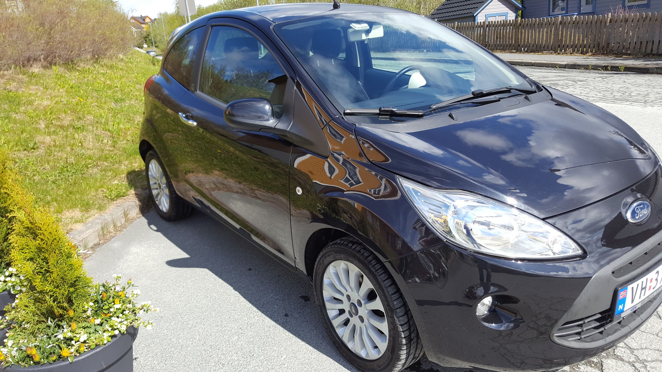 2013 Ford Ka Ka 1,2 69hk Titanium+ Combi-Coupè Bensin - Brooms bilguide