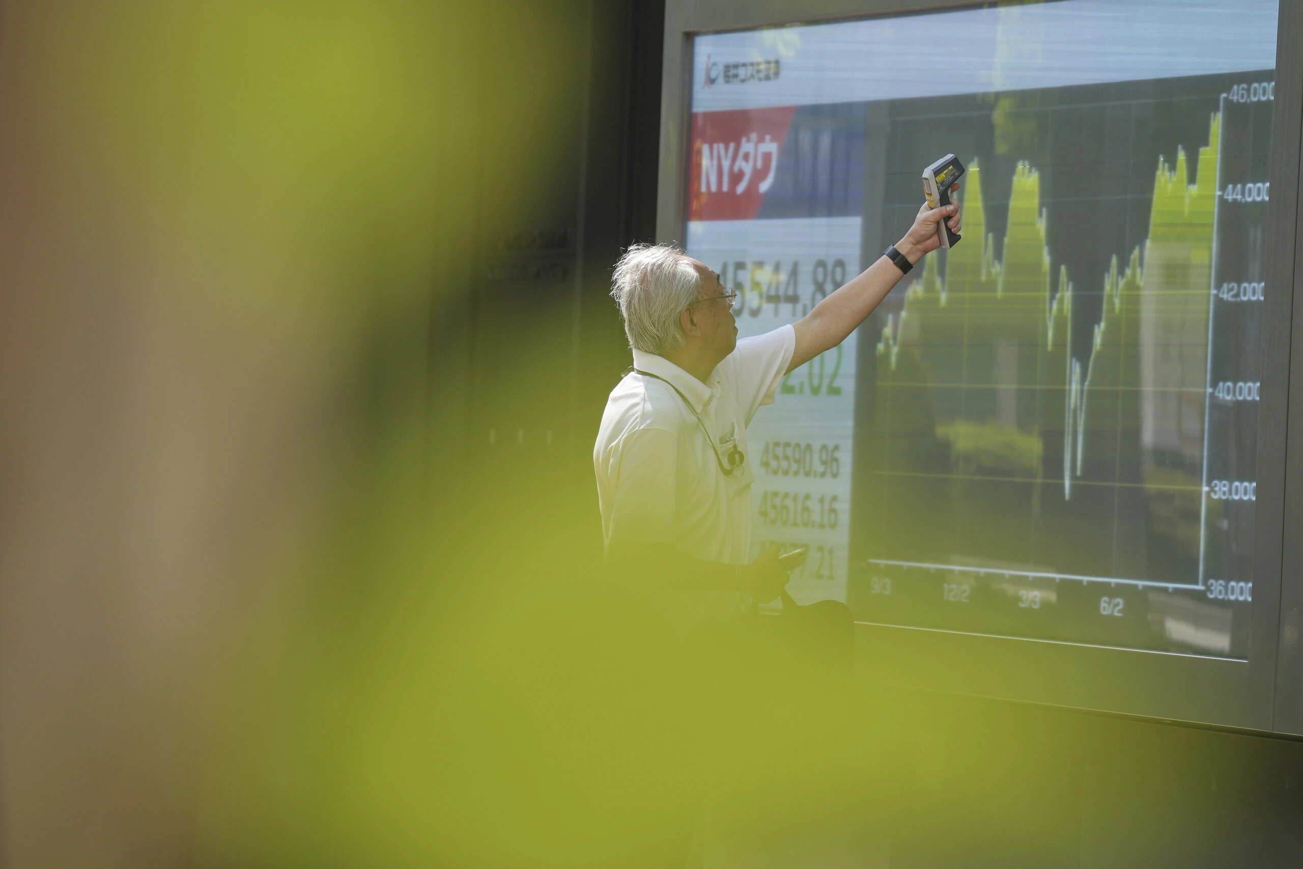 Bolsas da Ásia fecham em alta em dia de salto da MetaX em estreia em ...