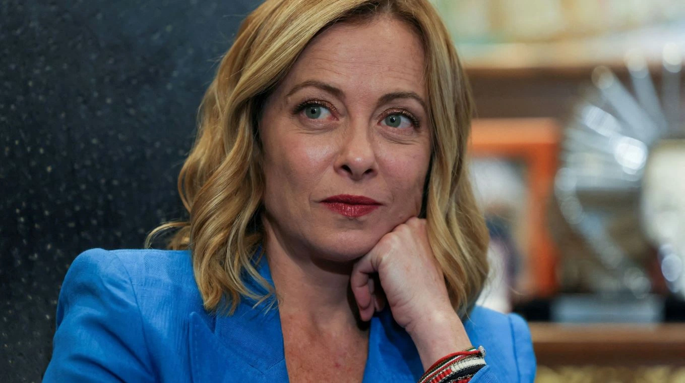 Primeira-ministra italiana denuncia como 'inaceitáveis' as críticas de ...