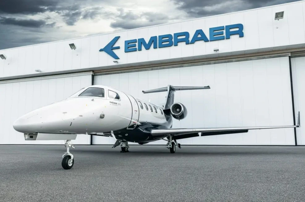 EUA determinam inspeções em jatos Embraer Phenom 300 - Times Brasil | CNBC