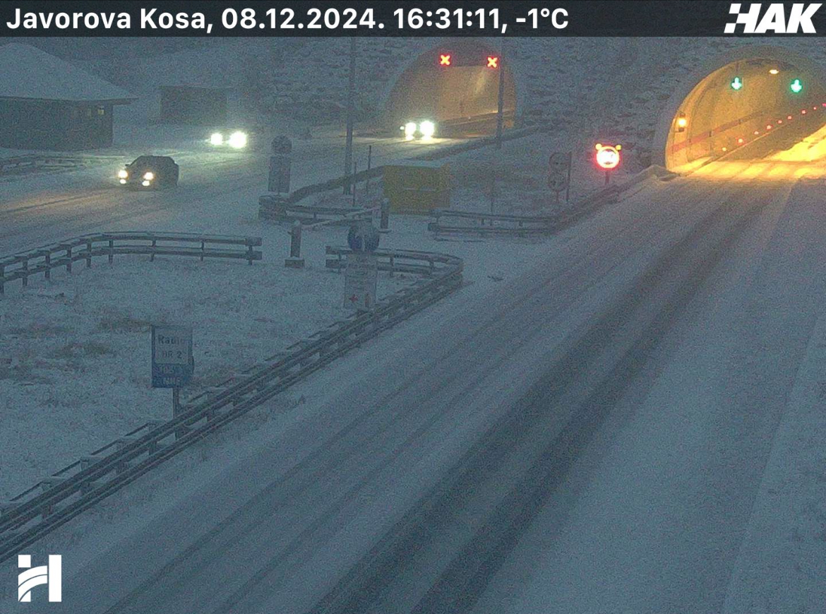 Krčki most zatvoren za sav promet zbog olujne bure, autocestom kroz Gorski kotar i riječkom ...