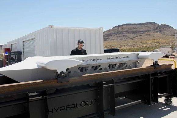 Richard Branson sfidon Elon Musk me Virgin Hyperloop One e tij