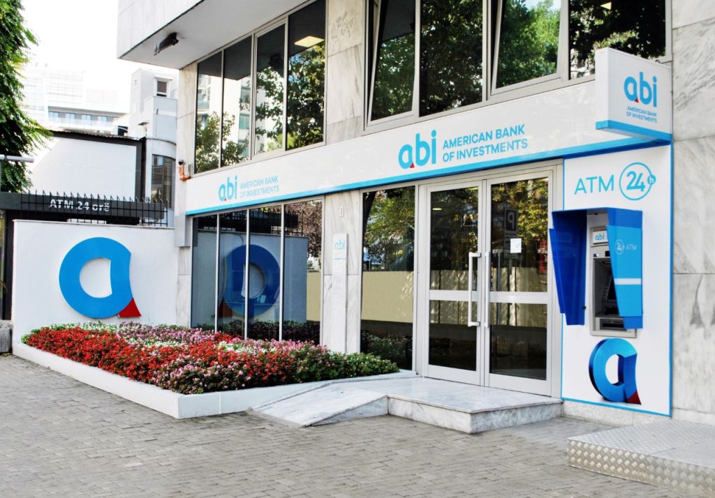 Blerja e NBG nga ABI Bank, çfarë do të ndodhë me punonjësit