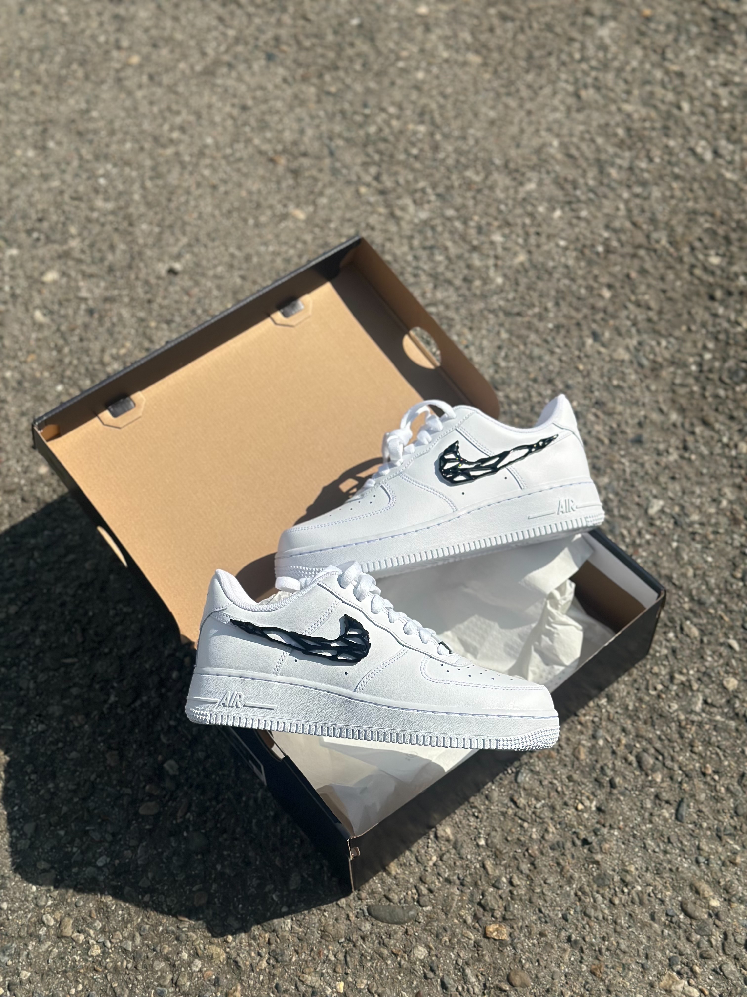【爆款現貨】Nike AF1 猛毒液態黑｜IF1686-101 從球鞋到穿搭，每一件單品都是精選 正品球鞋、潮流服飾、人氣代購推薦盡在 STR ...
