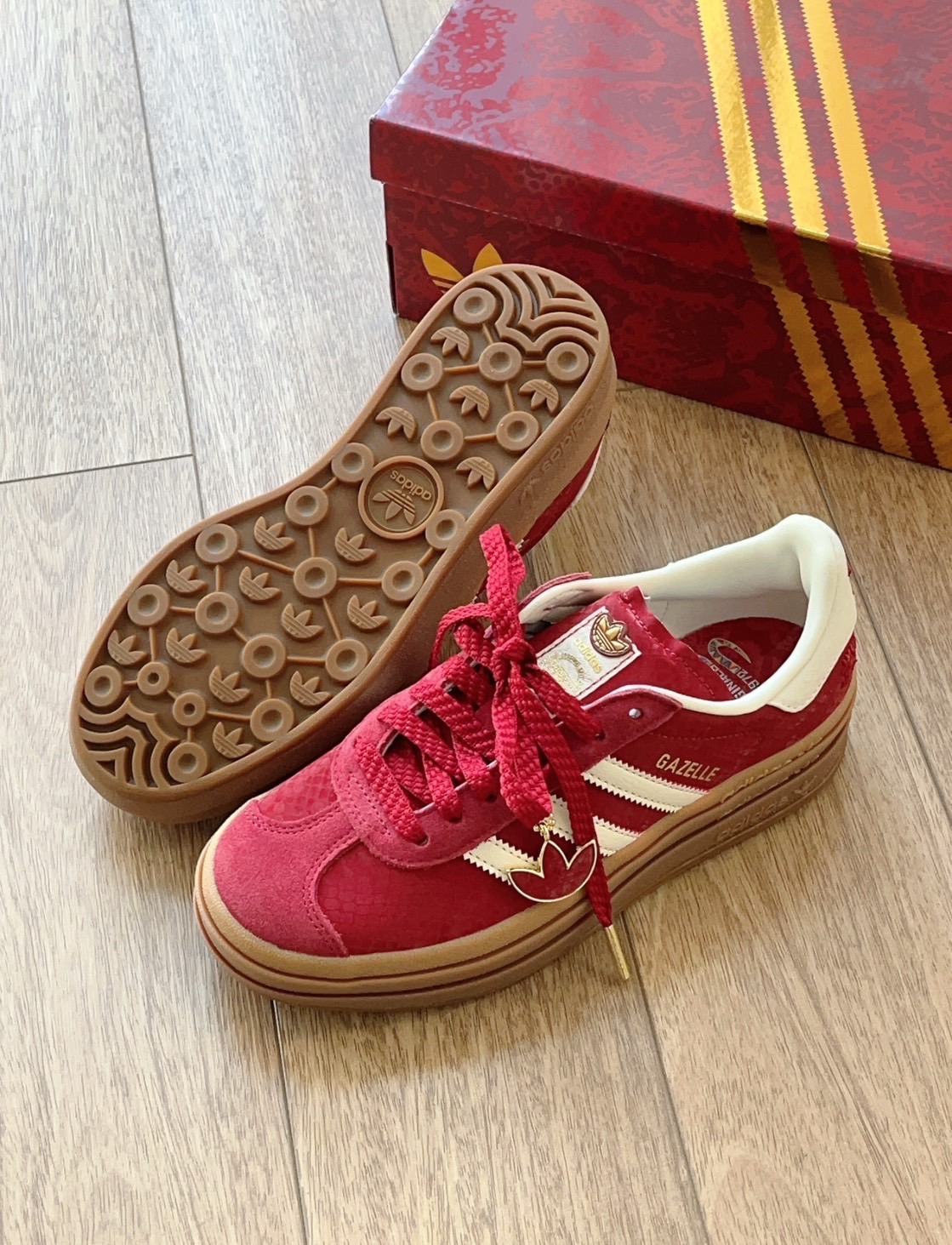 Adidas originals Gazelle 新年限定 紅 焦糖底 JQ5977 | Junshoes