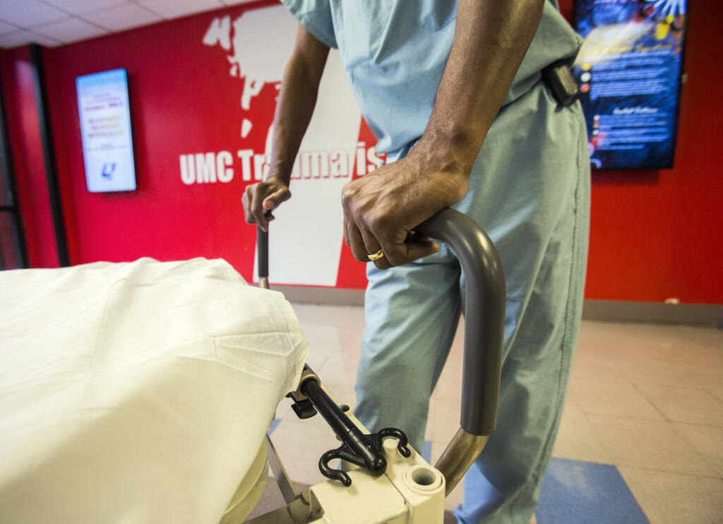 Insurers, providers inch closer to compromise on surprise emergency ...