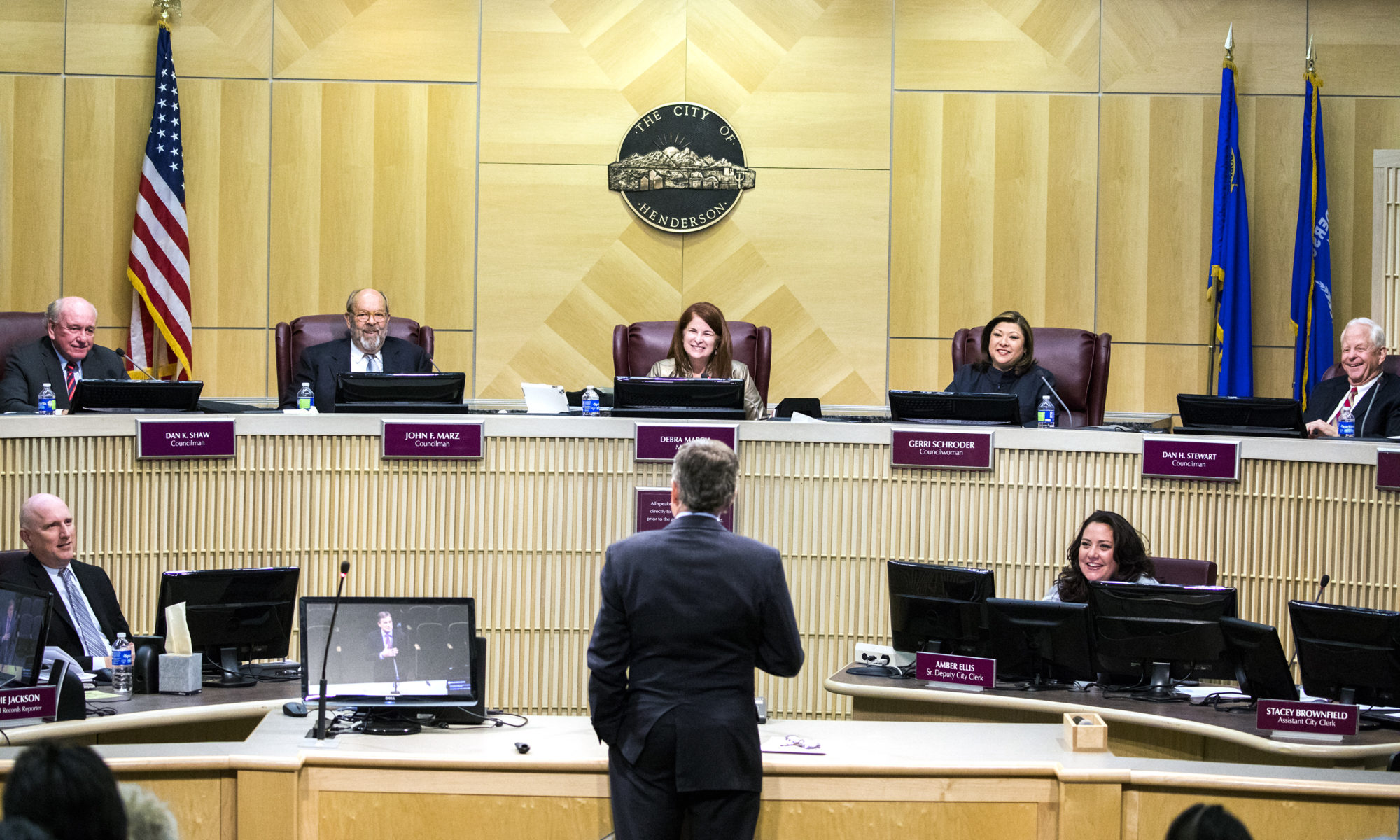 Henderson approves first steps toward discounted land sale to Raiders ...