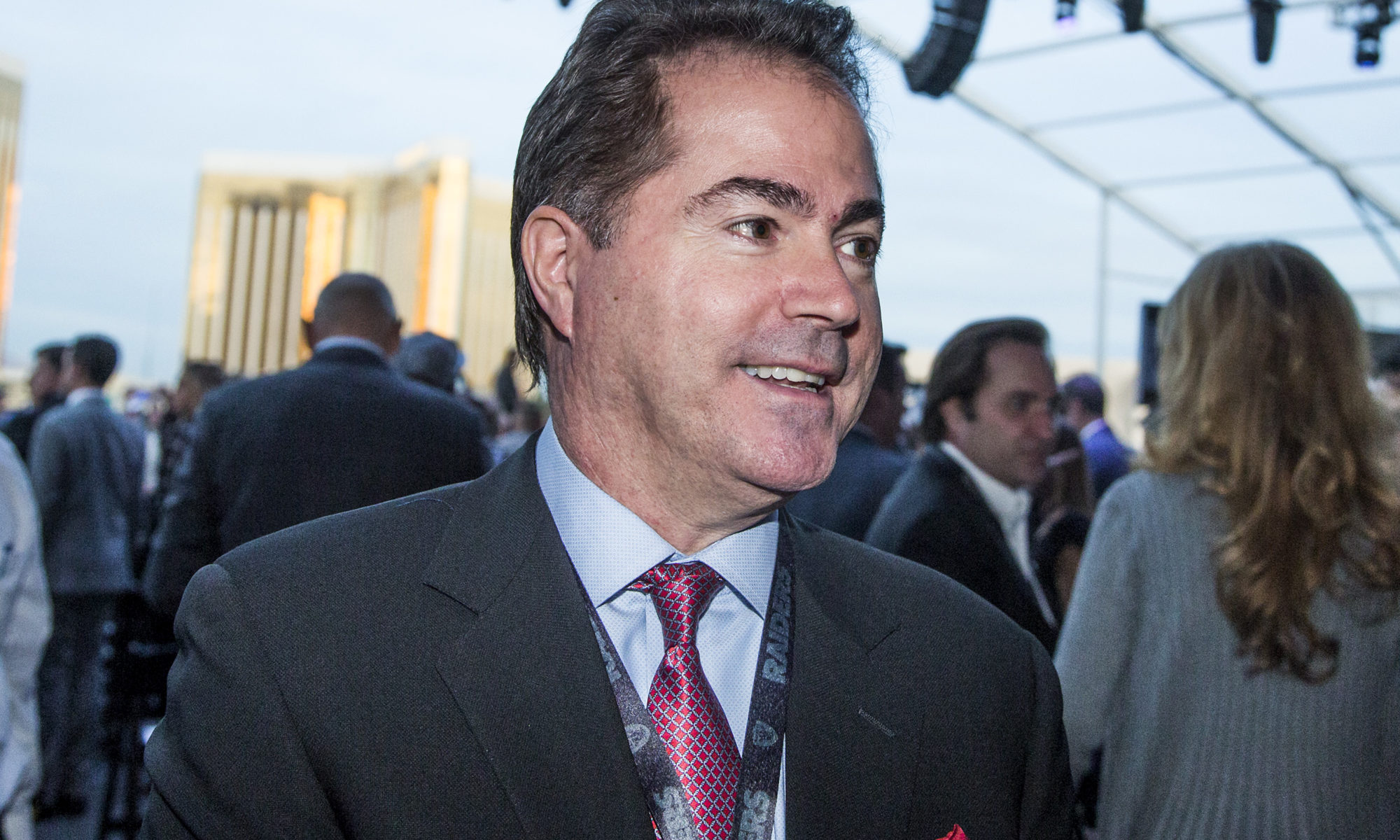 Shortly after negative job evaluation, UNLV president signed agreement ...