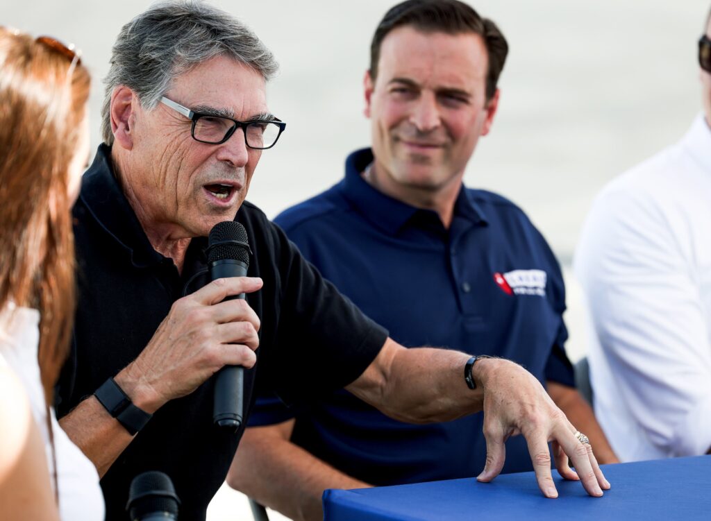 As Democrats aim to press advantage on abortion, Laxalt sticks to the ...