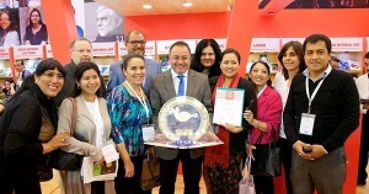 Stand peruano gana premio en la FIL Guadalajara - UNDiario