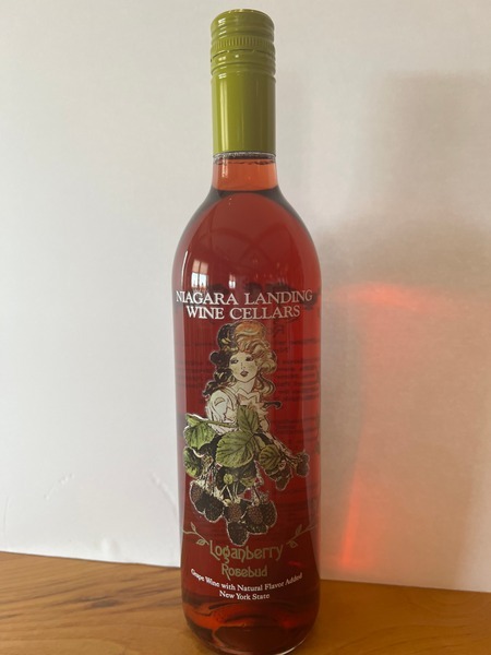 Loganberry Rosebud from Niagara Landing Wine Cellars | Vinoshipper