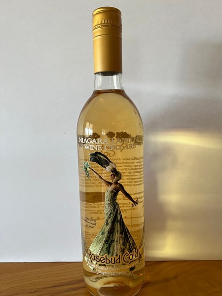 Rosebud Gold from Niagara Landing Wine Cellars | Vinoshipper