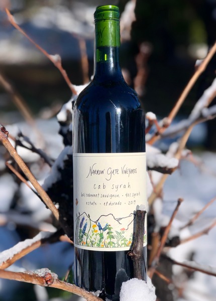 Shop Narrow Gate Vineyards | Vinoshipper