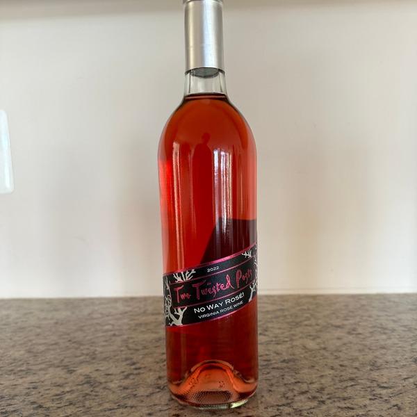 Shop Two Twisted Posts Winery LLC | Vinoshipper