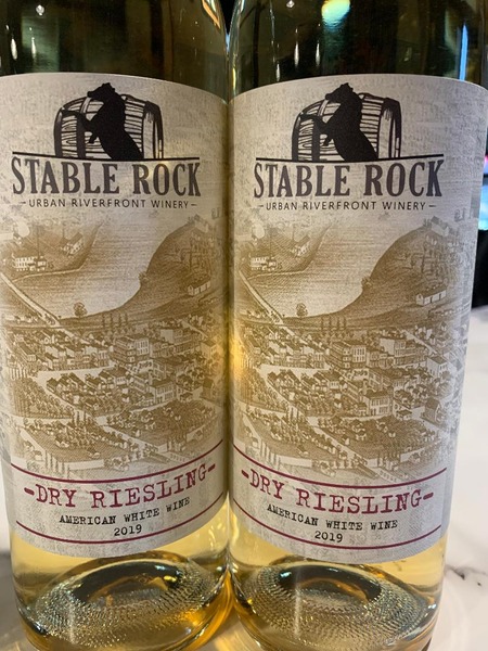 Shop Stable Rock Winery | Vinoshipper