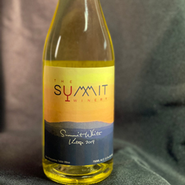Shop The Summit Winery, LLC | Vinoshipper