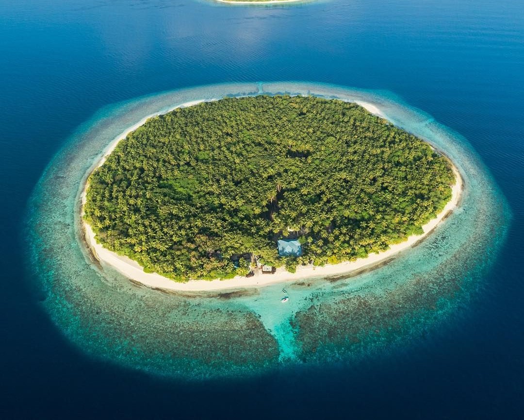 Explore the UNESCO Baa Atoll Biosphere Reserve Your Gateway to Paradise