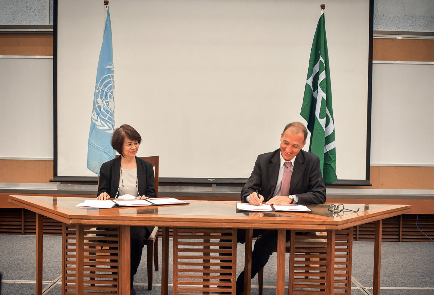 IRRI joins the United Nations Global Compact Initiative - CGIAR