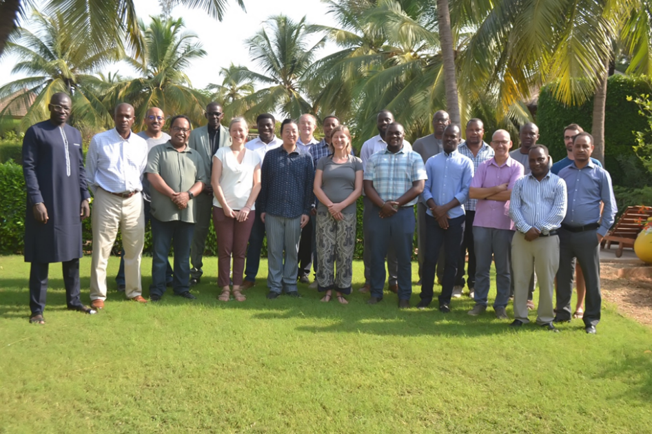 Devising a model to capture the income and environmental impacts of ...