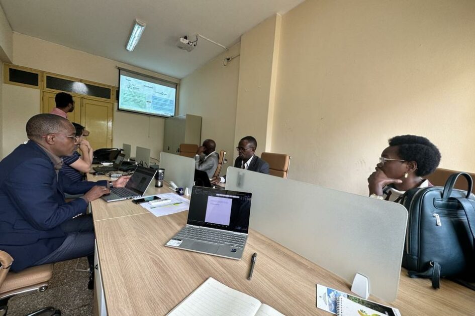 AClímate: The digital agroclimatic information platform that learns from the past and makes ...