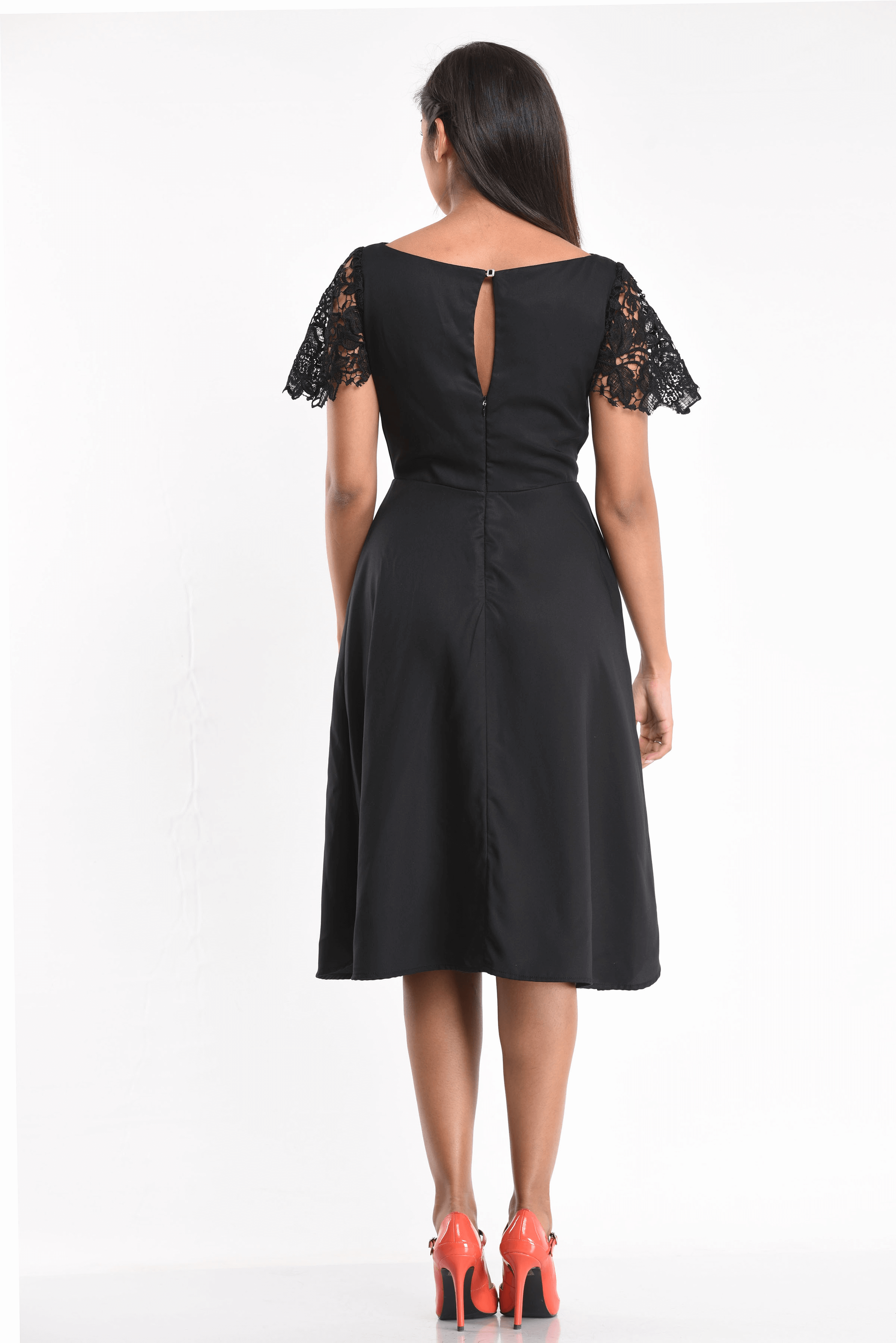Lace raffle sleeve black dress| Cherri