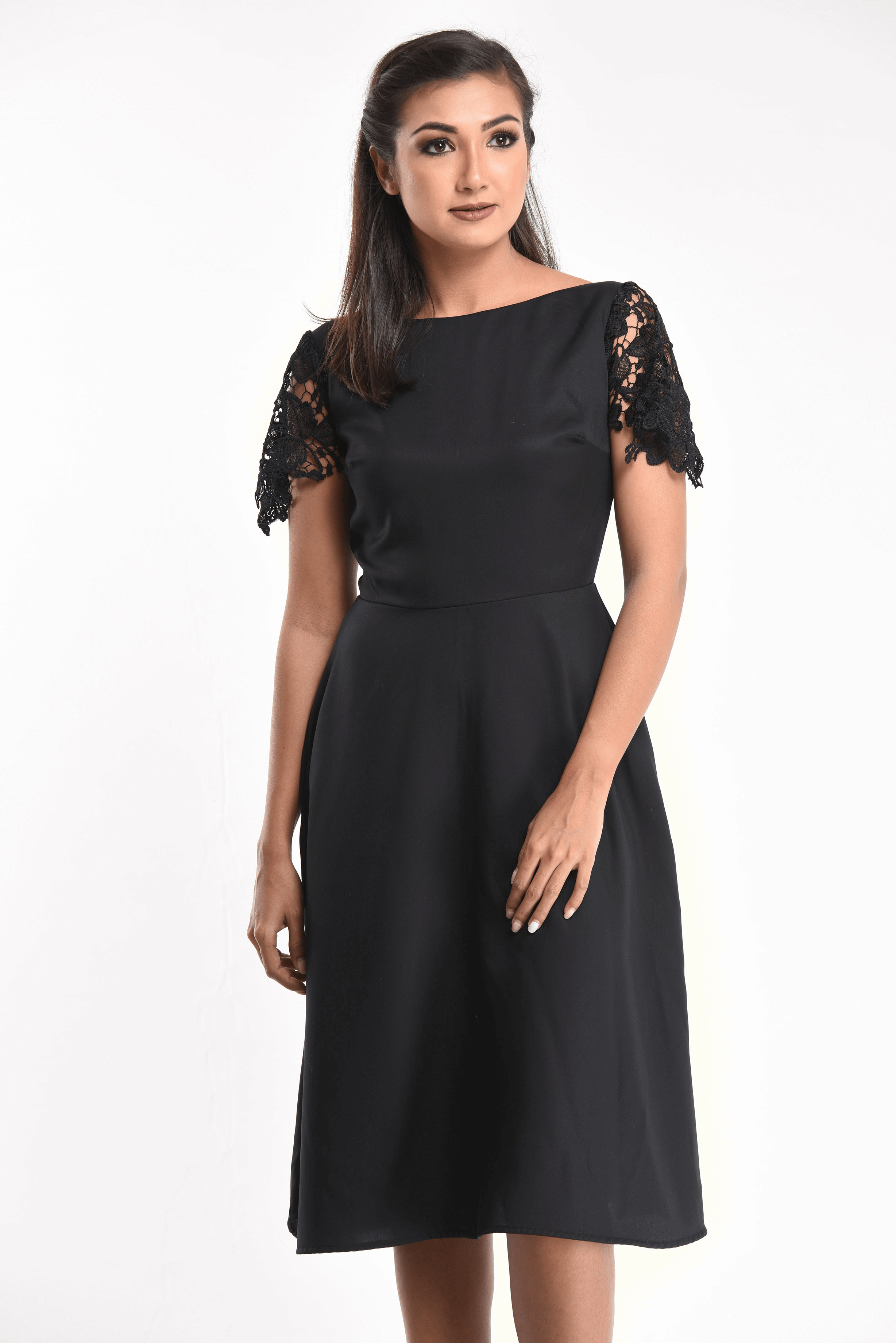 Lace raffle sleeve black dress| Cherri