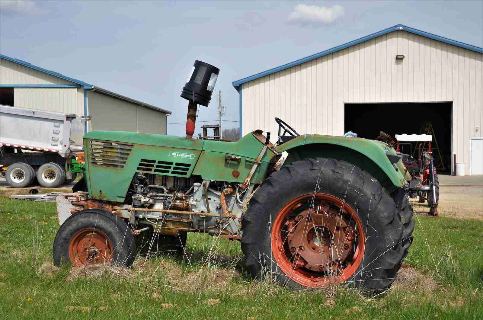 Can You Believe the Age Of the World's Oldest Tractor? - ClassicTractorNews