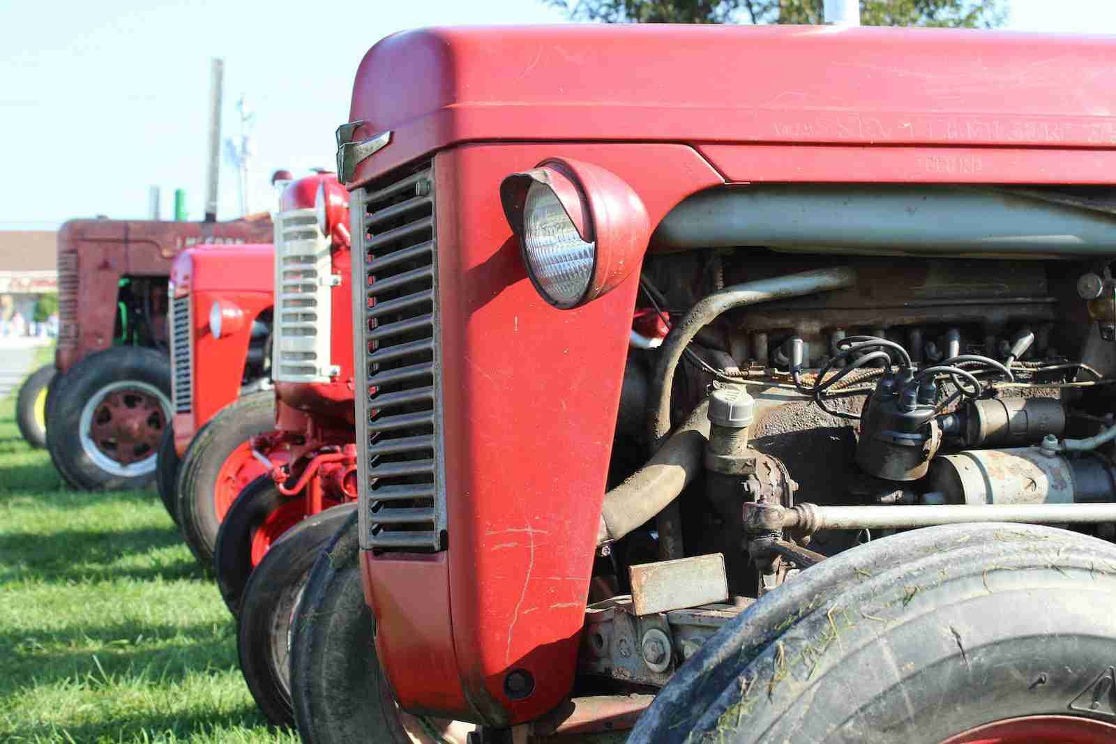 How Much Are Vintage Tractors Worth? - ClassicTractorNews