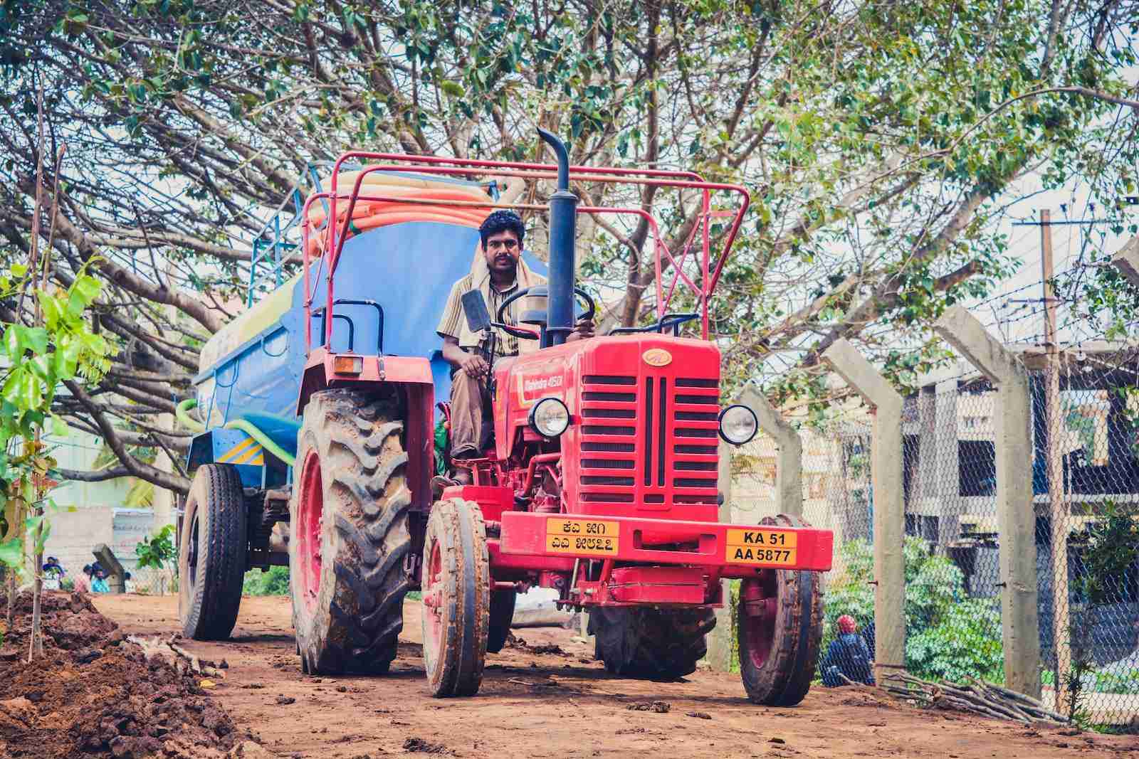 How Can I Fix LS Tractor Codes? - ClassicTractorNews