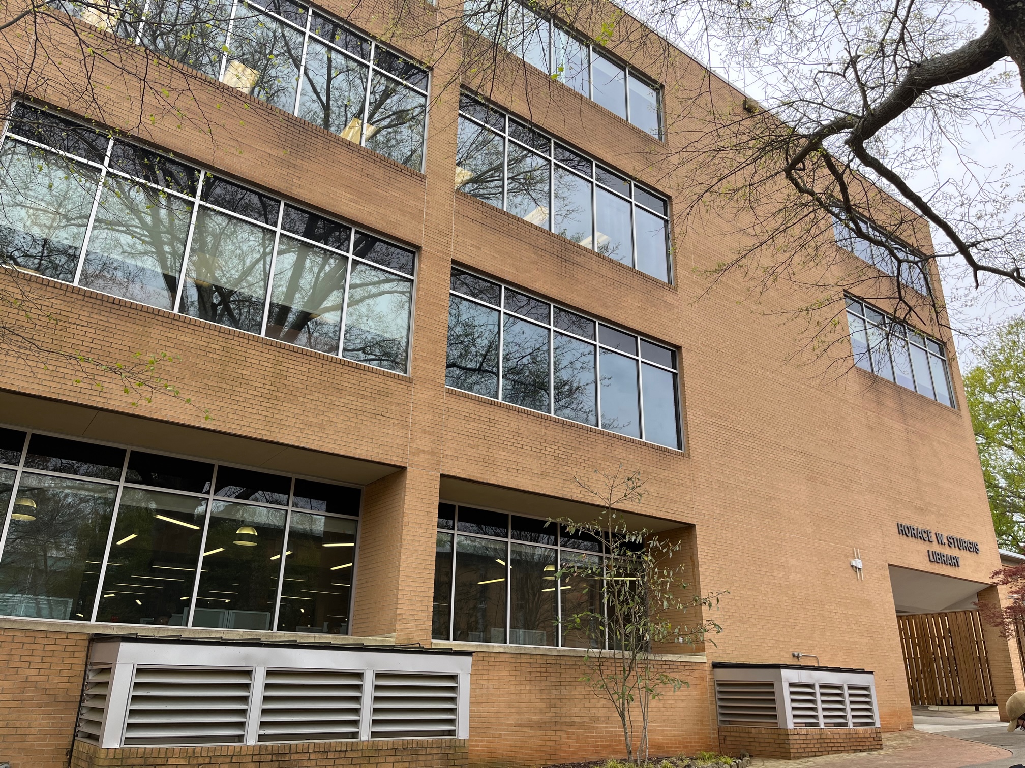 Horace W. Sturgis Library, Kennesaw State University - Clio