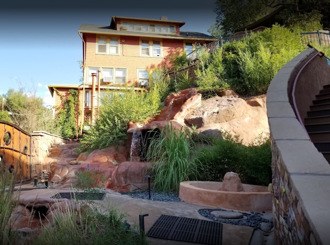 SunWater Spa Gardens - Clio