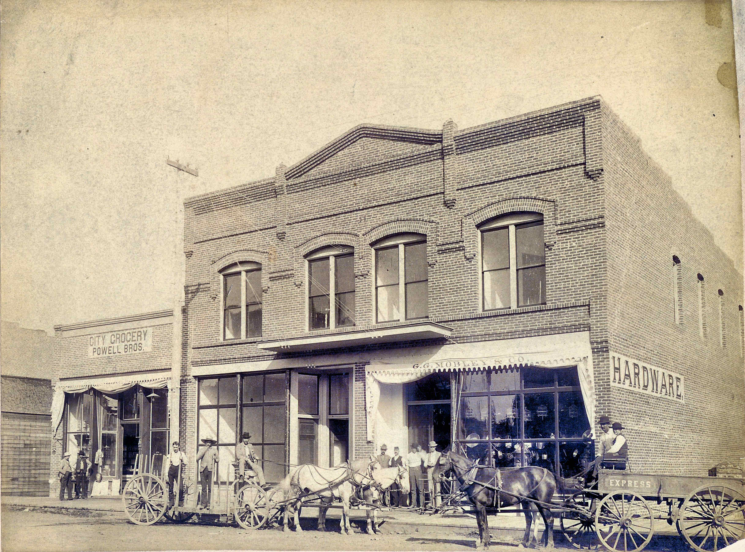 1890 - Pomeroy Building 407 - 411 1st St - Clio