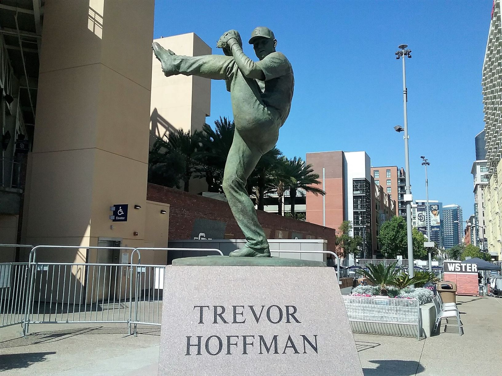 Trevor Hoffman Statue - Clio