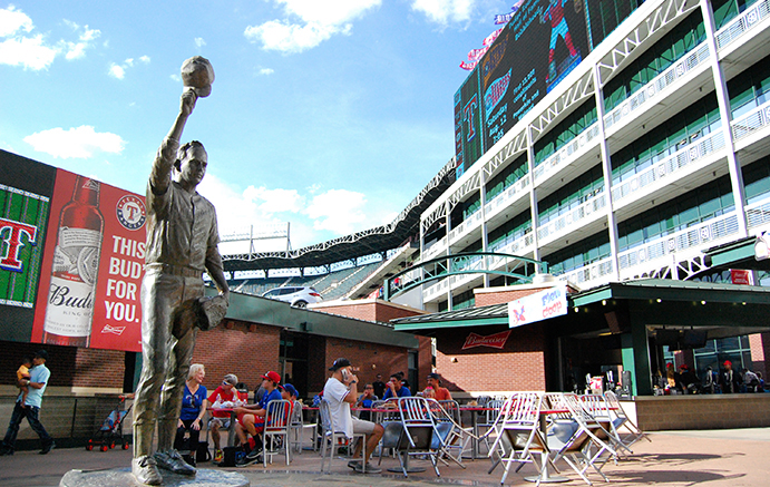 Nolan Ryan Statue - Clio