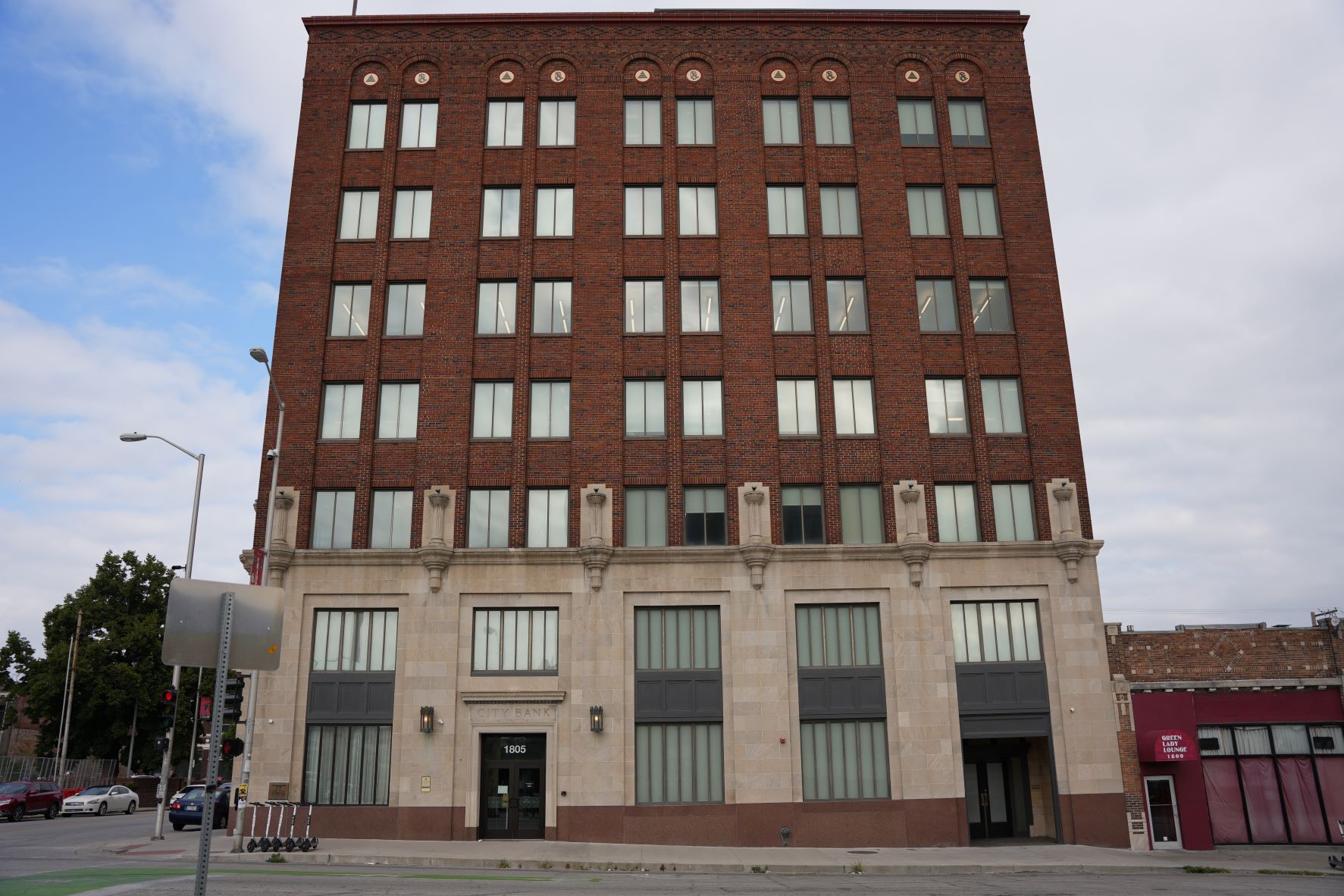 City Bank Building - Clio