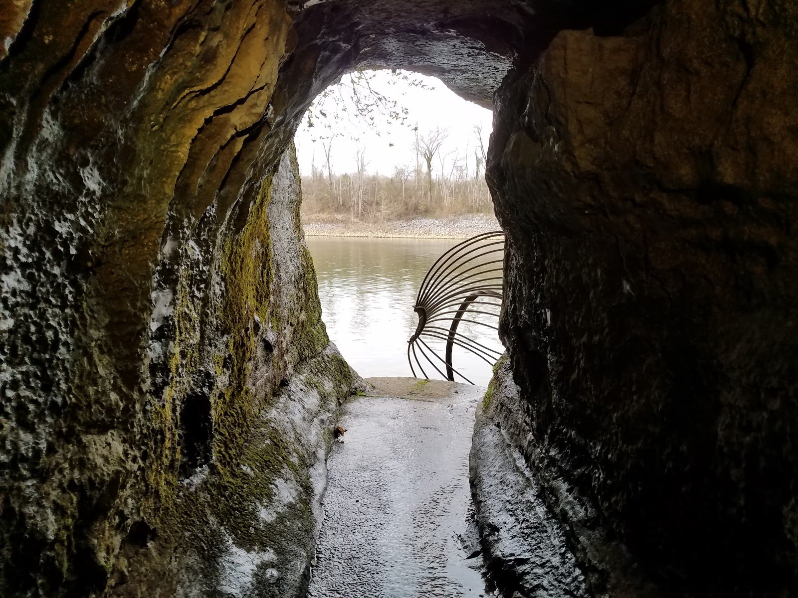 Monument to Jacques Timothe Boucher de Montbrun (Timothy Demonbreun) - Clio