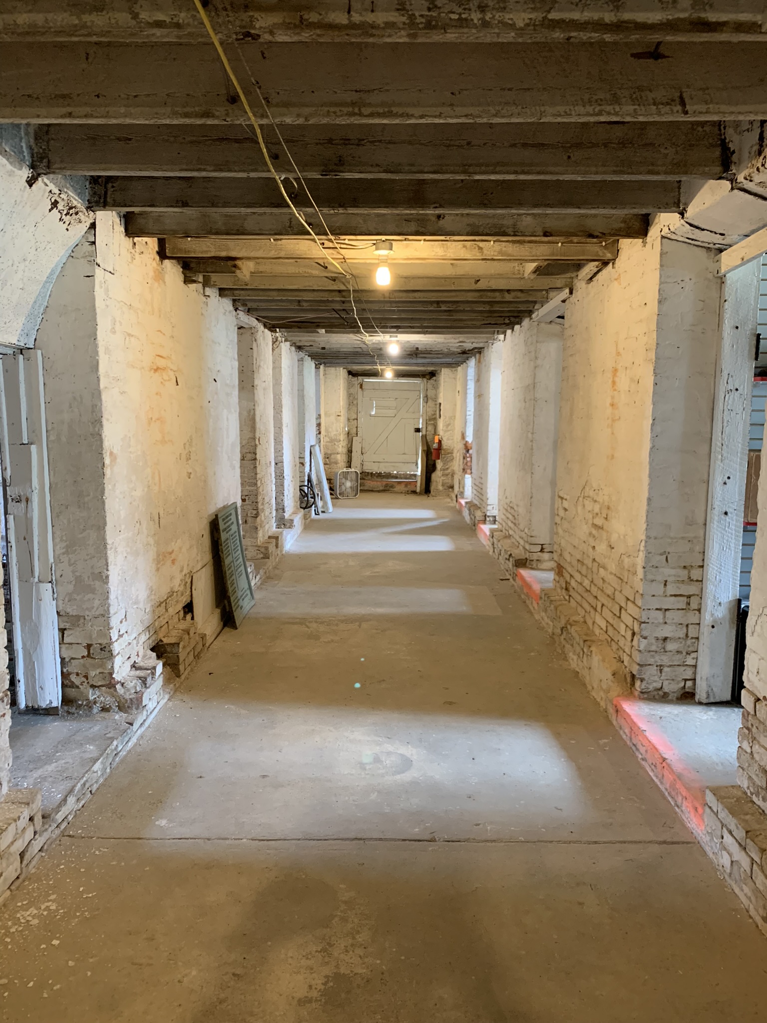 Basement: West Wing (1886) - Clio