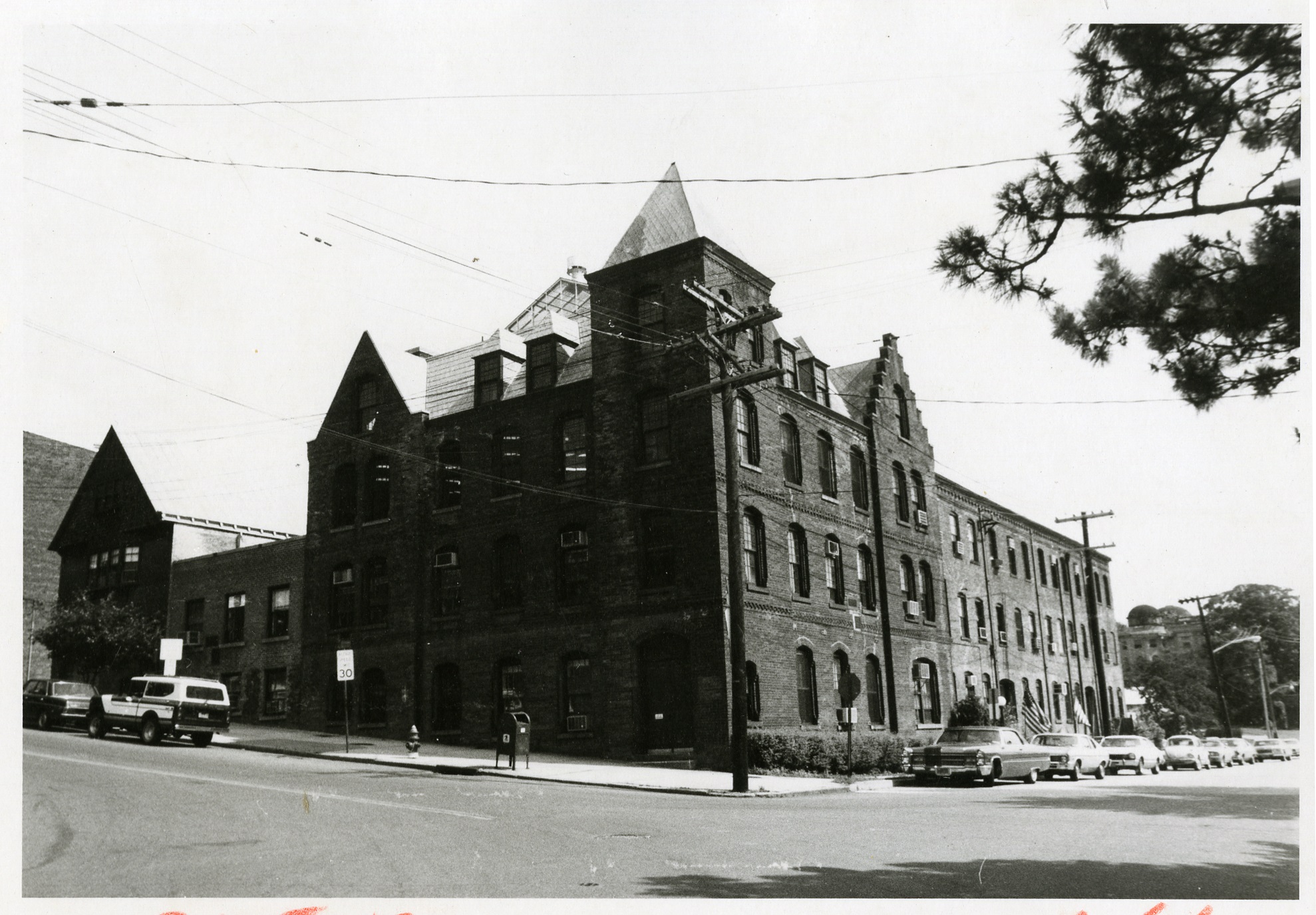 Irvington Public Library - Clio