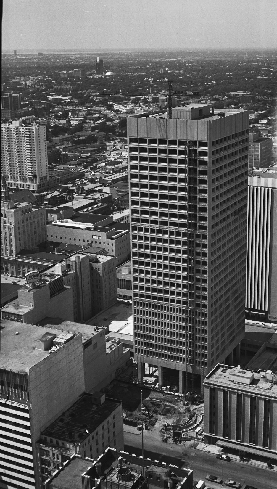 Kerr-McGee Center / Kerr Park - Clio