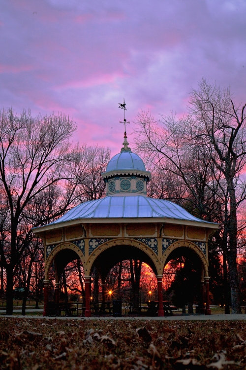 Old Playground Pavilion - Clio