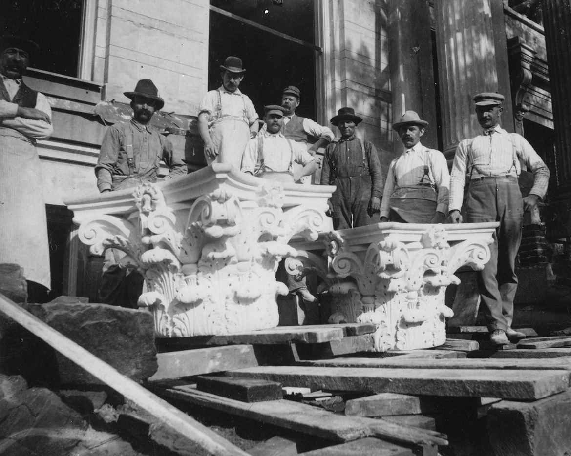 L.E. Phillips Memorial Public Library - Clio