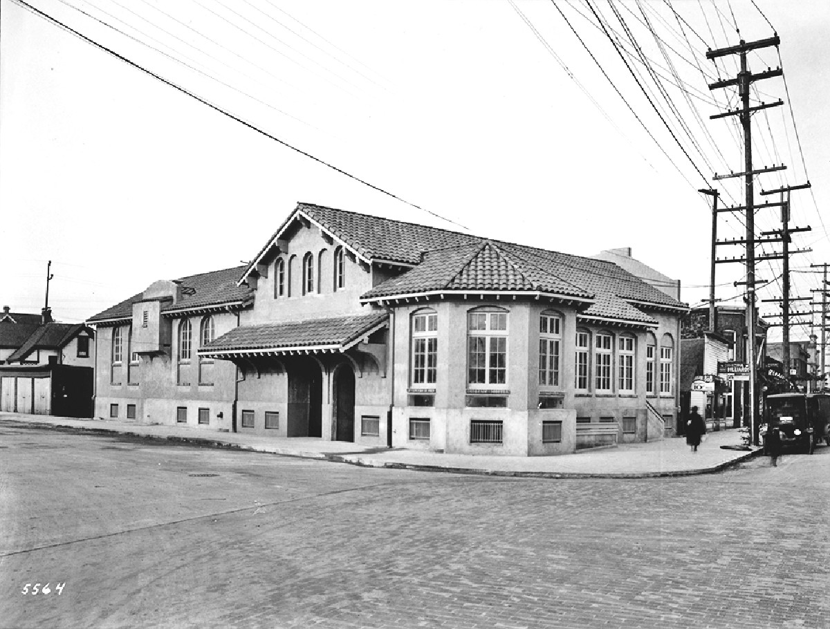 Columbia Police Precinct - Clio