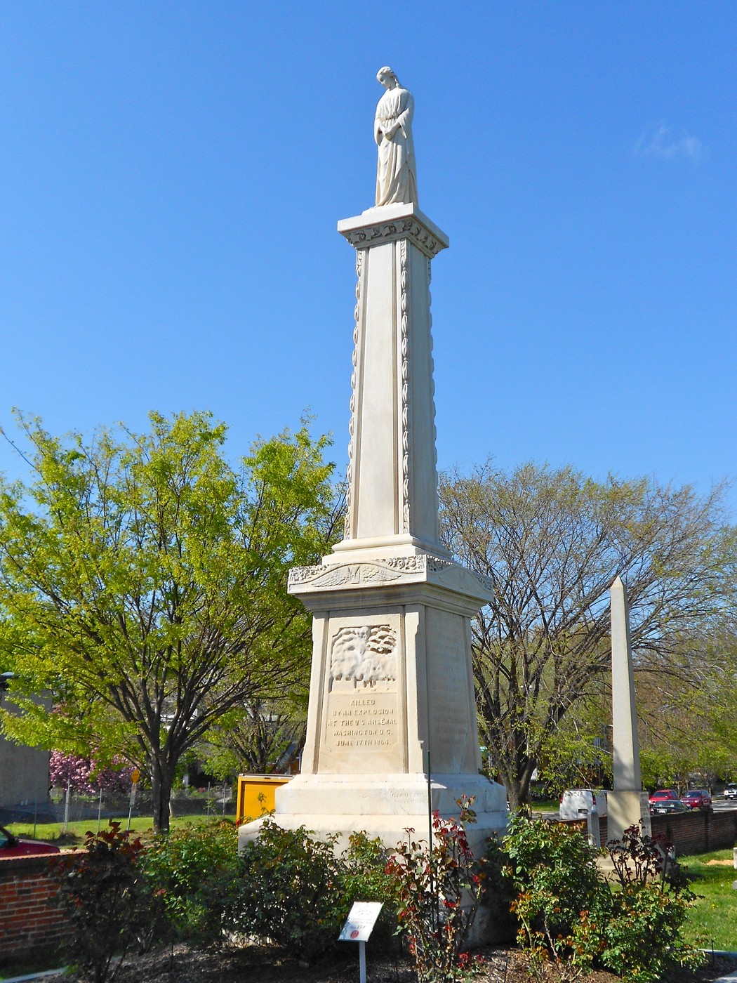Arsenal Monument - Clio