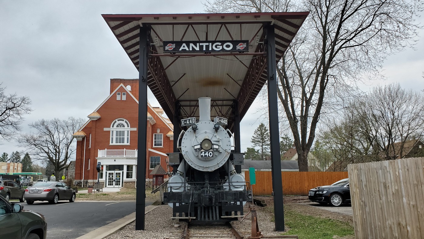 440 Steam Locomotive - Clio