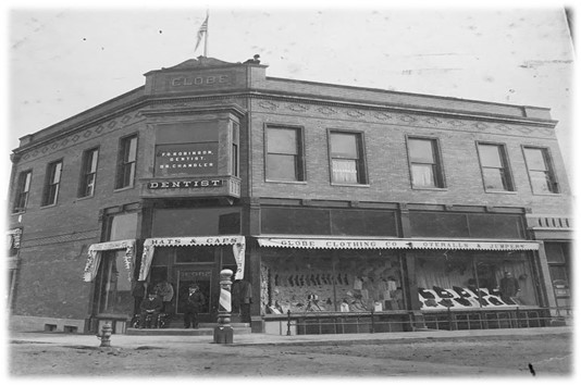 The Globe Building - Clio